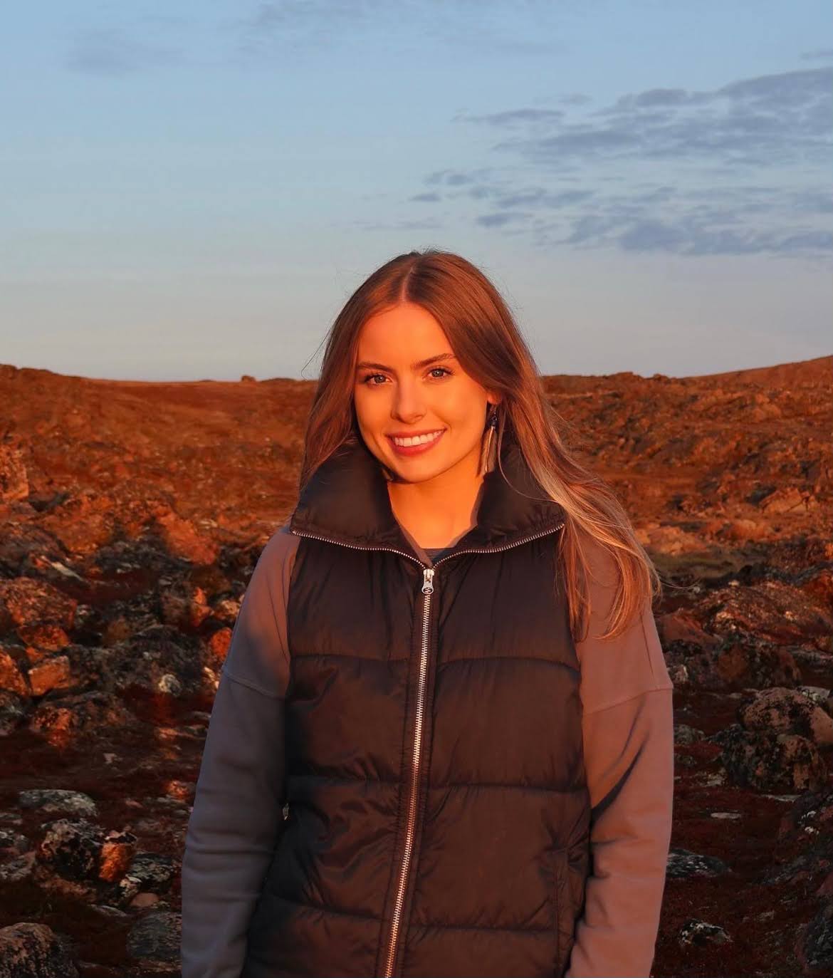 Coastal Nomad - Laura Roxanne the Explorer – Johnny Ruth